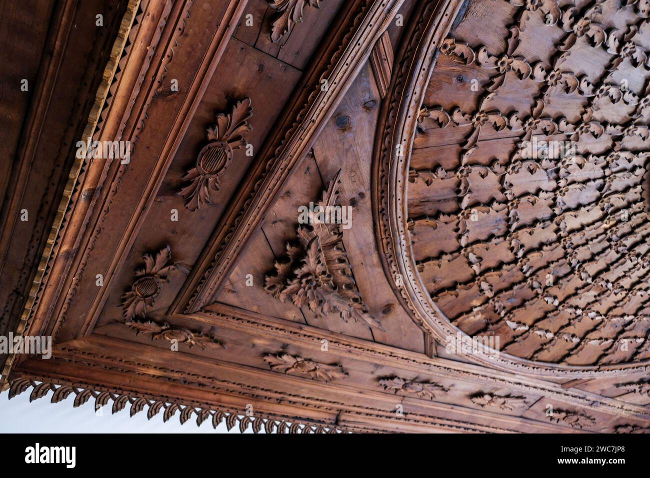 Ahsap tavan isciligi hi-res stock photography and images - Alamy