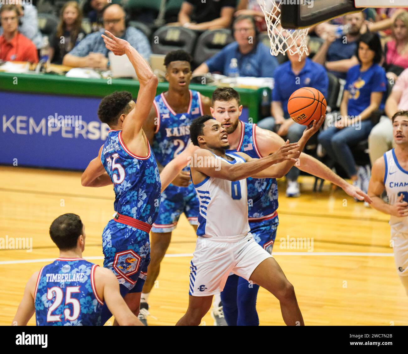 Honolulu, Hawaii, USA. 20th Nov, 2023. Chaminade guard Jamir Thomas (0 ...