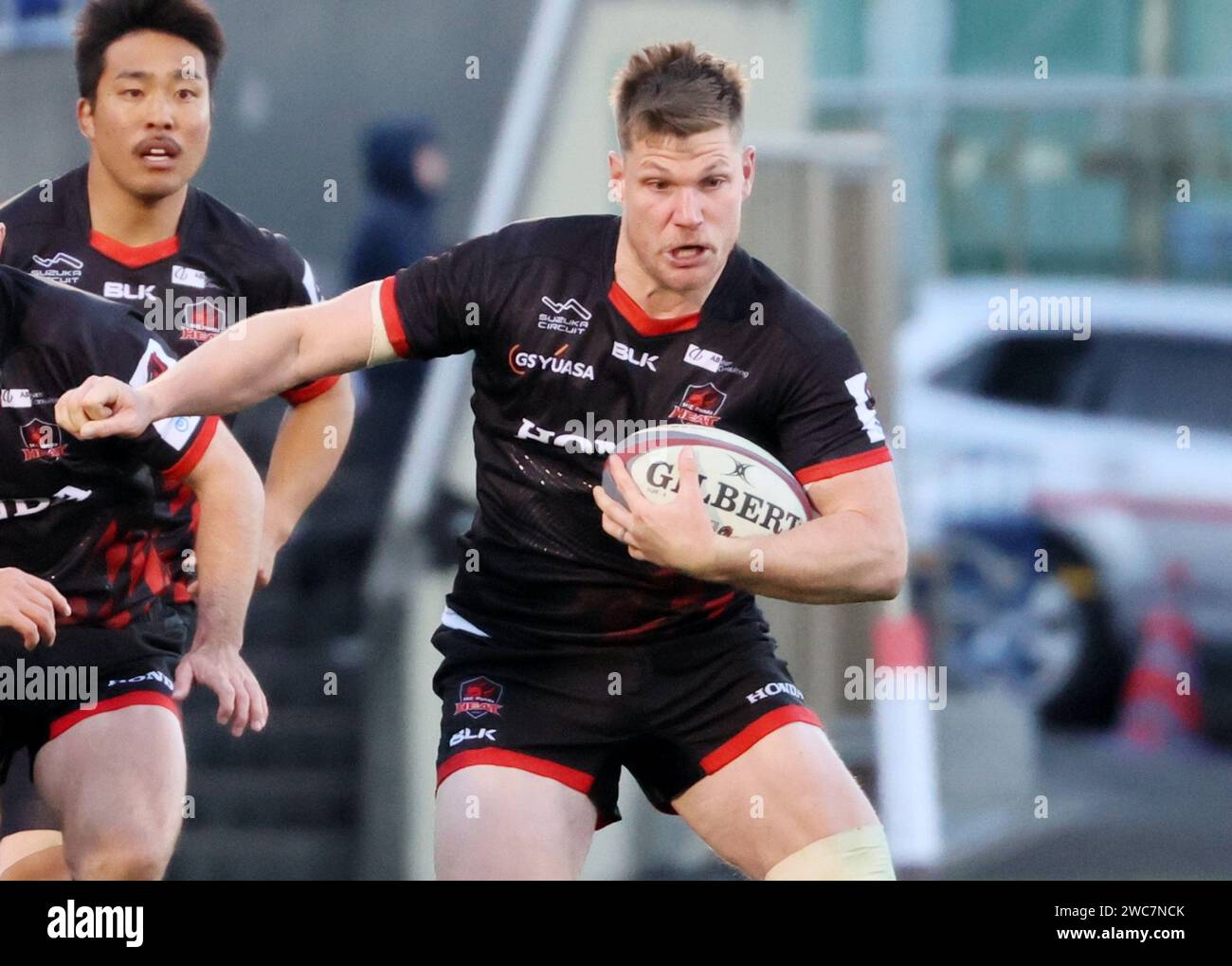 Tokyo, Japan. 14th Jan, 2024. Mie Honda Heat center Clynton Knox ...