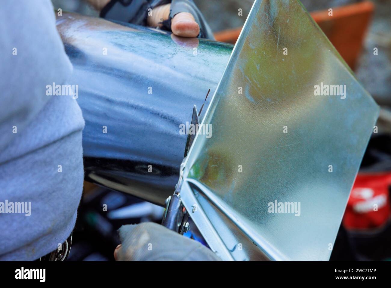 Preparation to installation of an external extractor wall ventilation ...