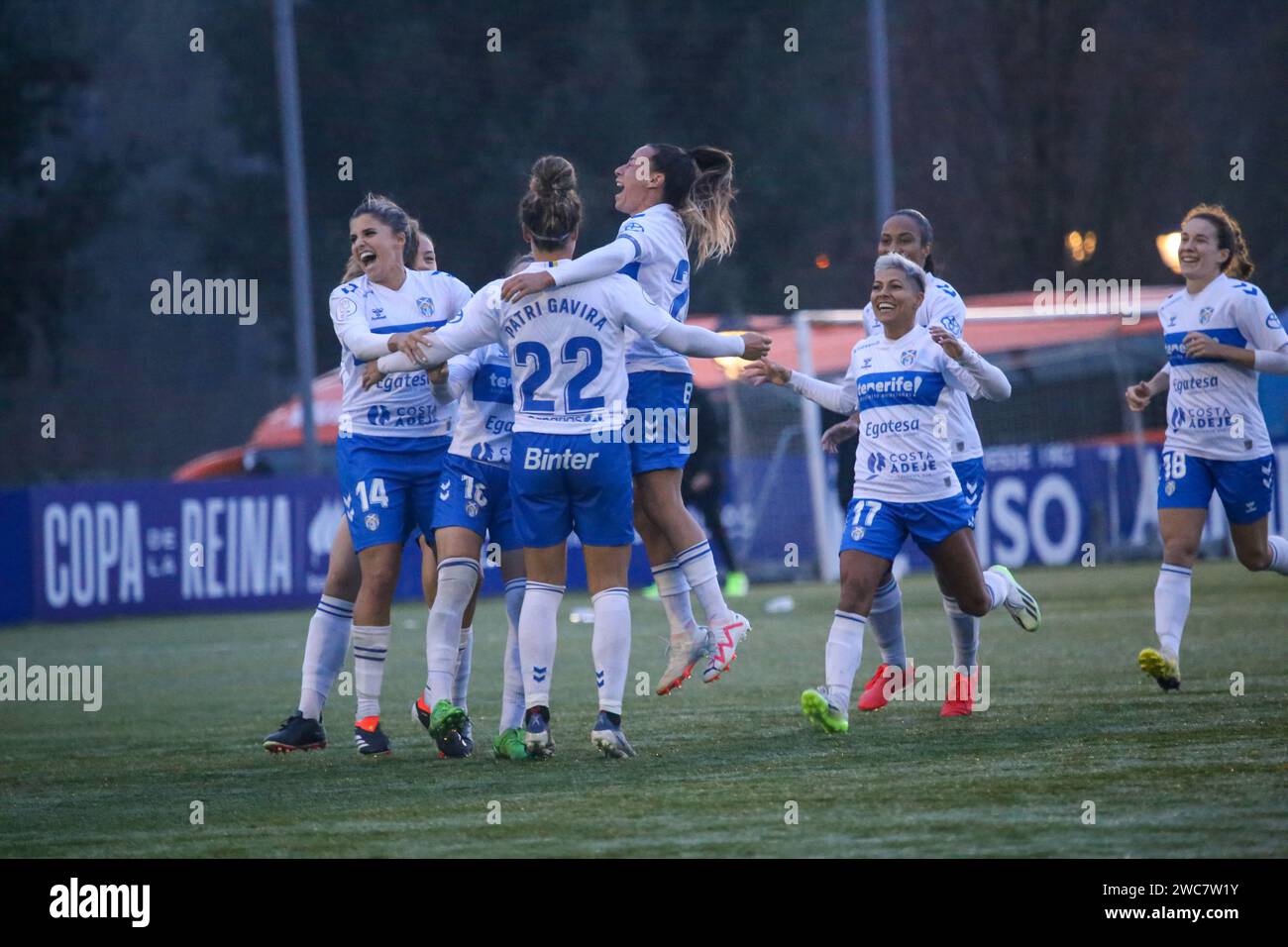 Sm la reina cup hi-res stock photography and images - Alamy