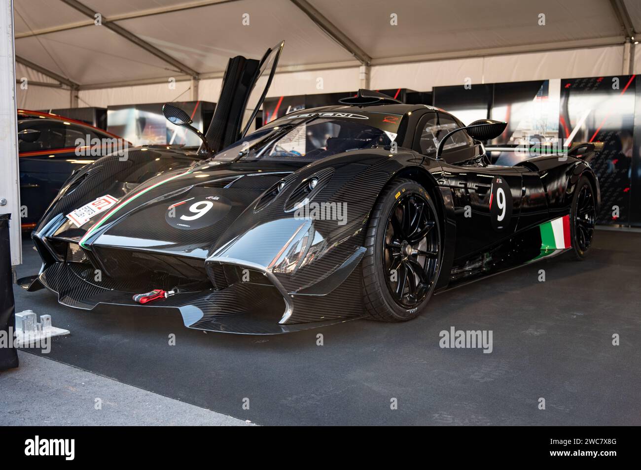 Front view of a stunning textured carbon fiber colored Pagani Huayra R ...