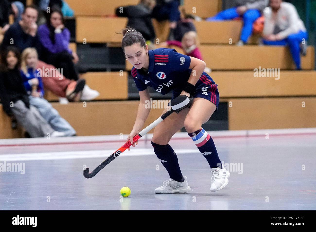 Mannheim, Deutschland. 14th Jan, 2024. Fiona Felber (MHC, 6), am Ball ...