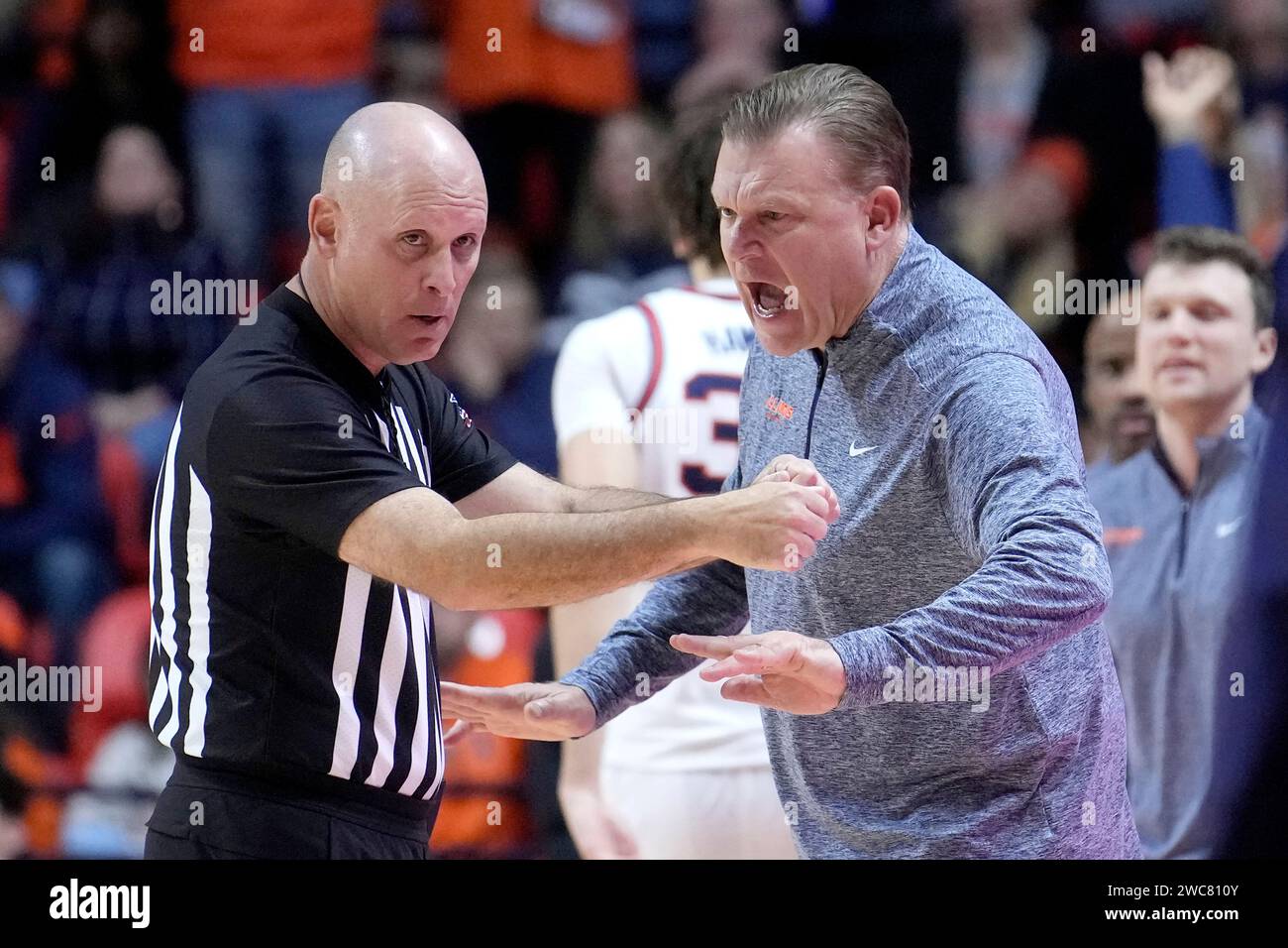 Illinois head coach Brad Underwood yells at a referee during the second ...