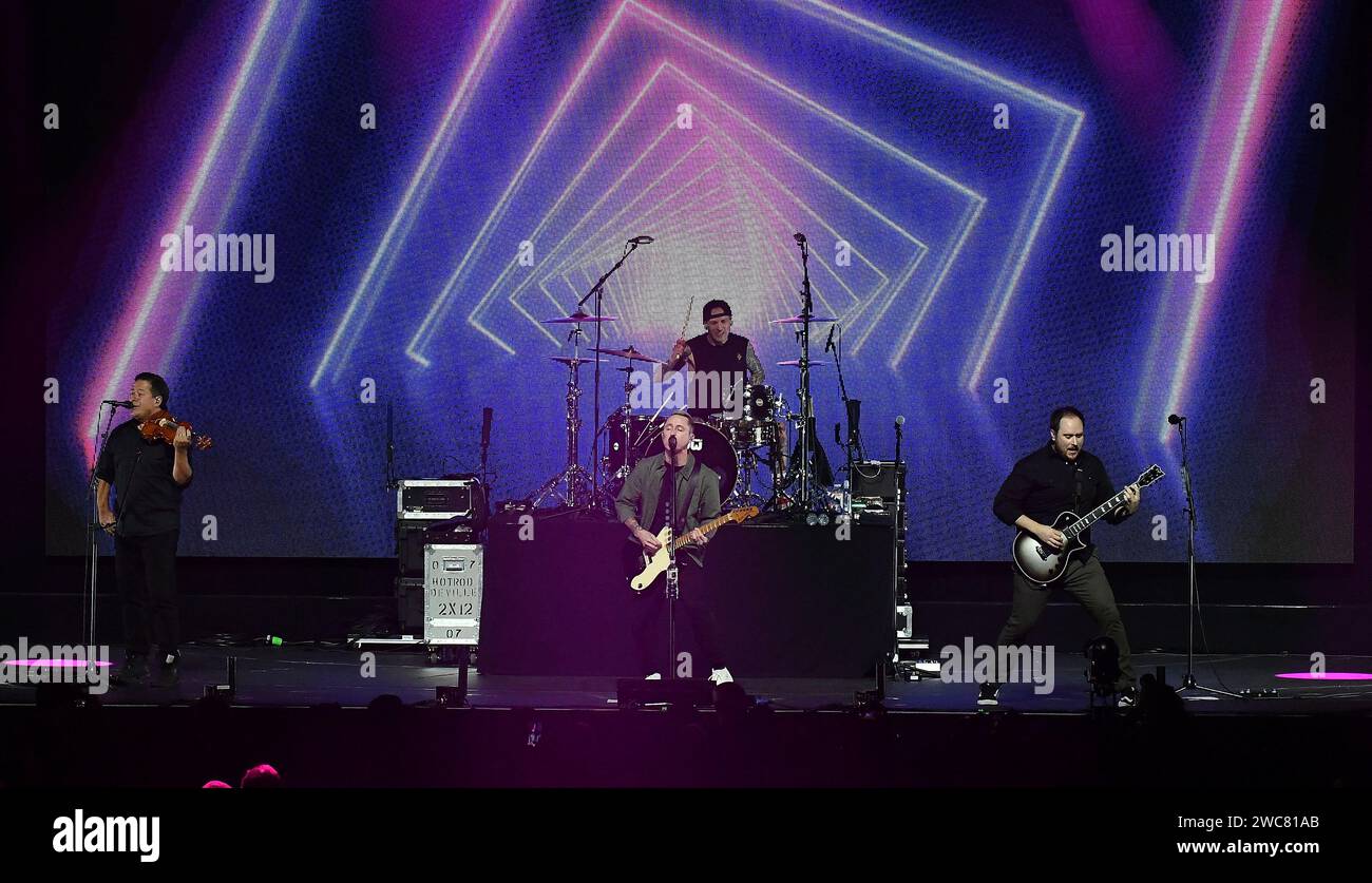 Yellowcard - Sean Mackin, Ryan Key, Josh Portman and Ryan Mendez ...