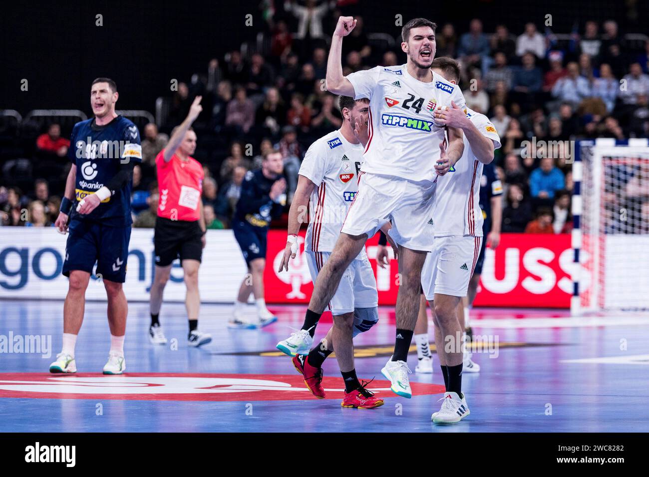 Gerg? Fazekas (Ungarn, #24) jubelt MEN?S EHF EURO 2024: Serbien ...