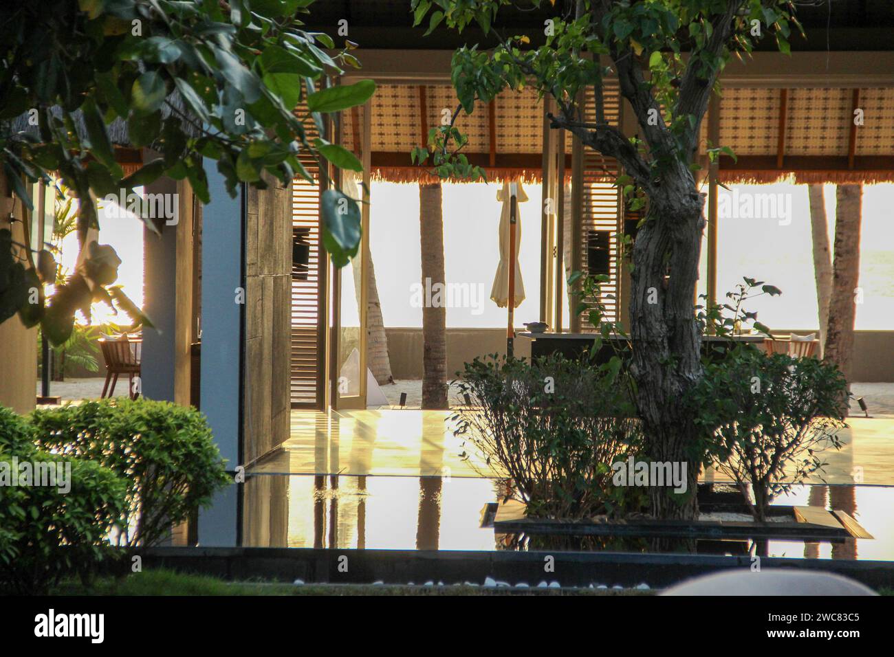 Modern architecture with shadow and light contrast Stock Photo - Alamy