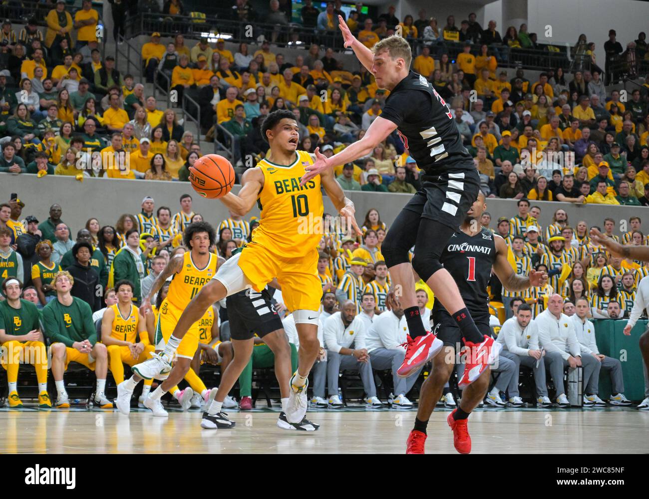 Waco, Texas, USA. 13th Jan, 2024. Baylor Bears guard RayJ Dennis (10 ...