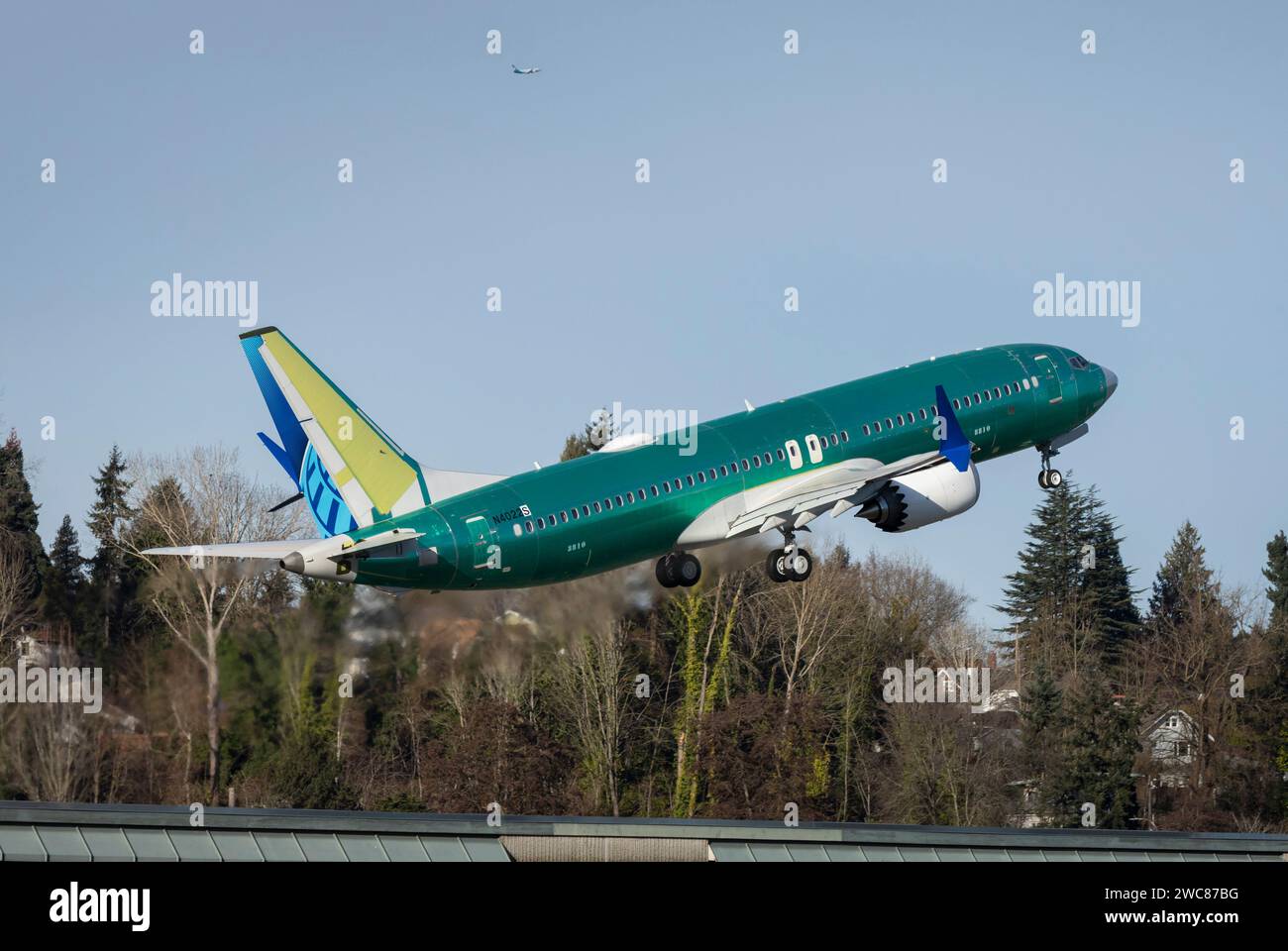 737 max aircraft in flight hi-res stock photography and images - Alamy