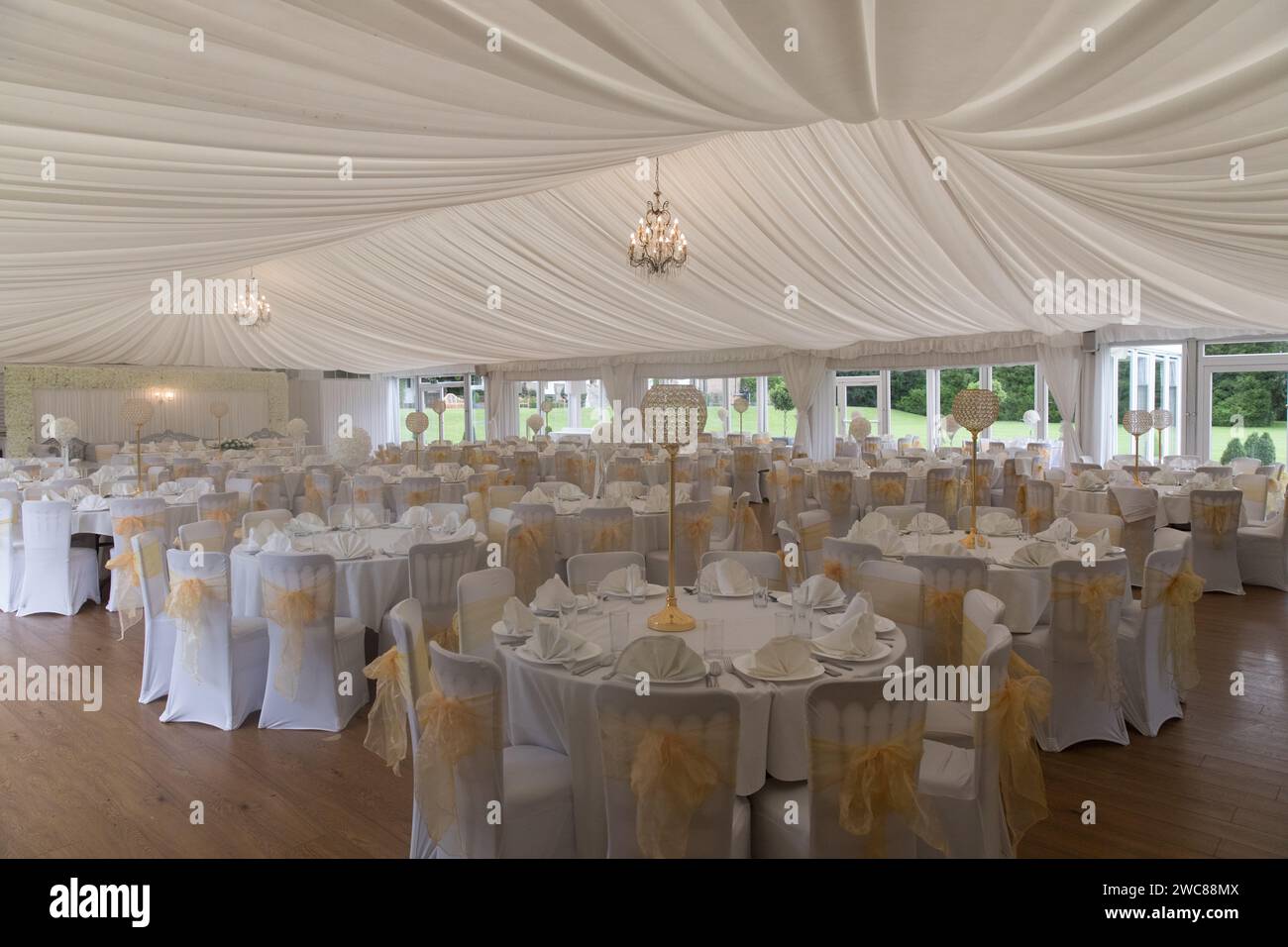 Wedding flower labels hi-res stock photography and images - Alamy