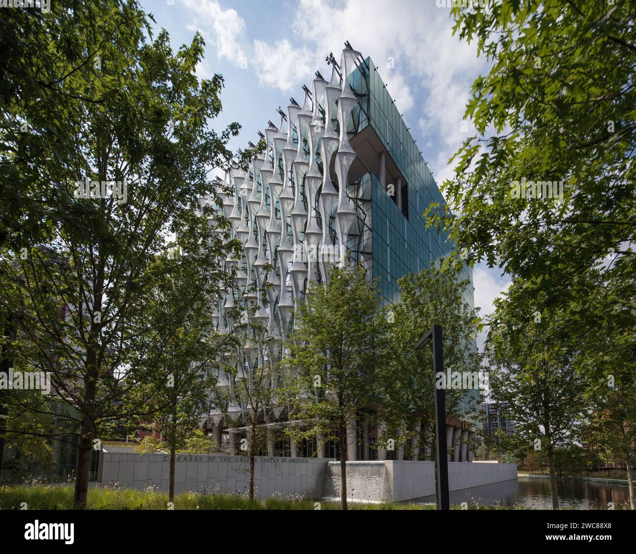 US Embassy of the United States of America in London Stock Photo - Alamy
