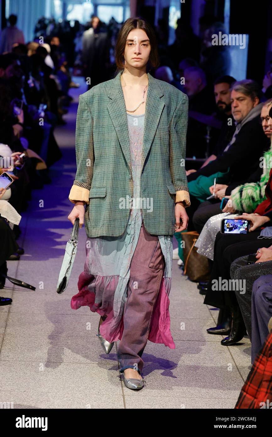 Milan, Italien. 14th Jan, 2024. SIMON CRACKER Fall/Winter 2024-2025 ...