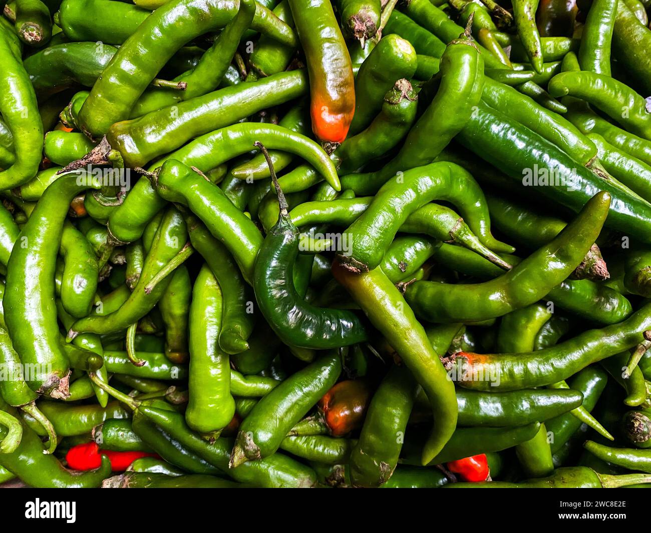 Green chilli wallpaper hi-res stock photography and images - Alamy