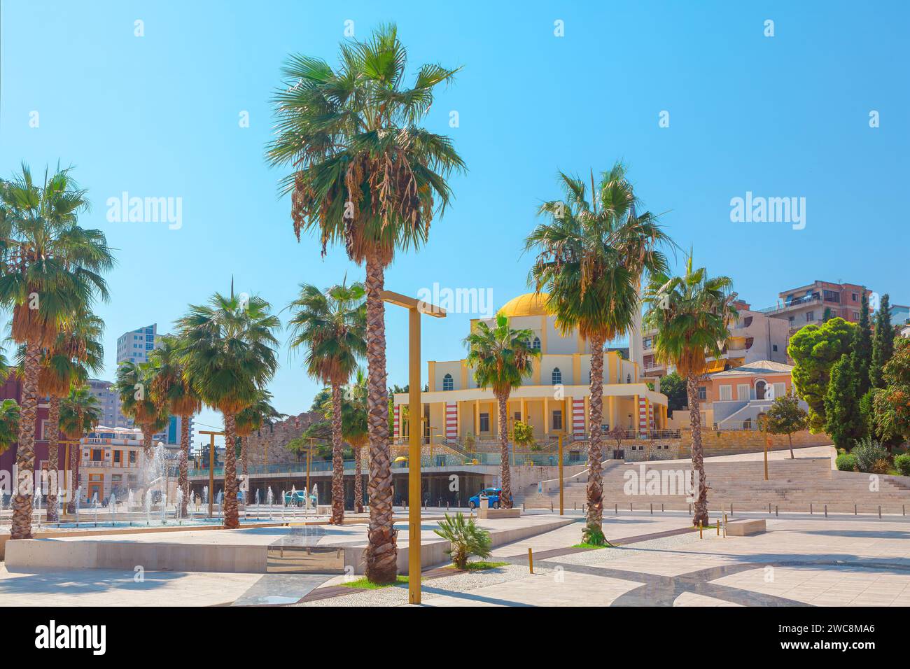 Brunnen shatervani hi-res stock photography and images - Alamy