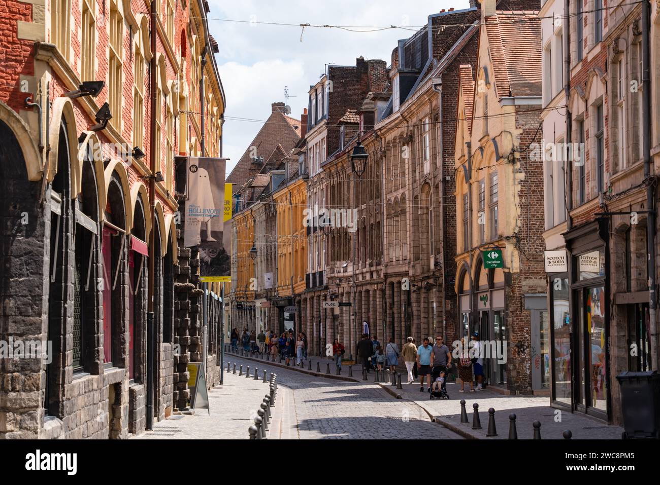 Lille tourist attraction hi-res stock photography and images - Alamy