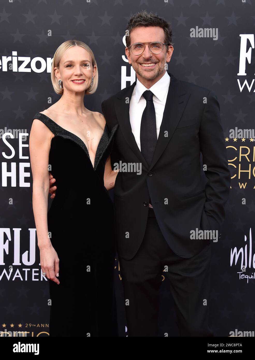 Santa Monica, USA. 14th Jan, 2024. Carey Mulligan and Bradley Cooper ...