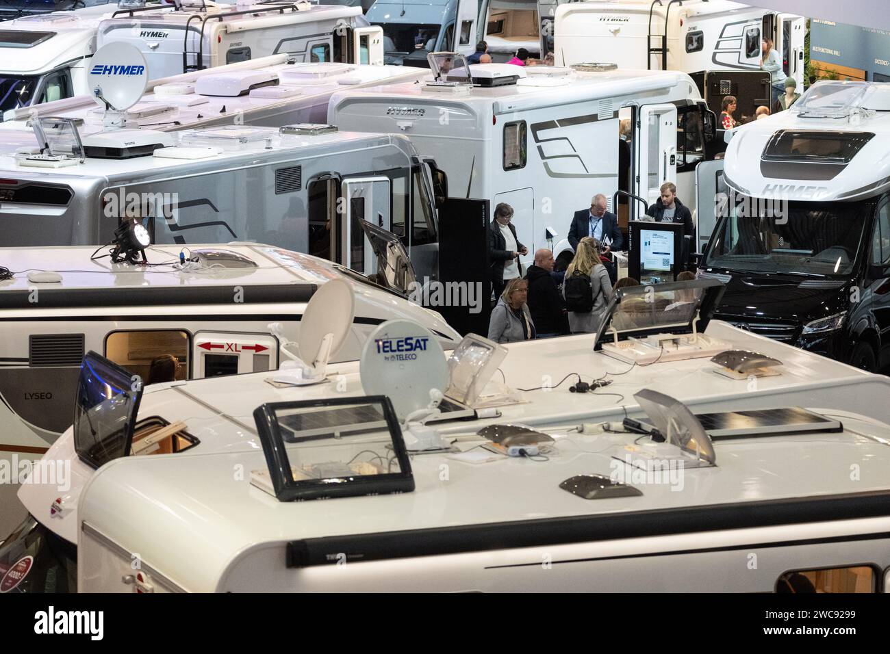 Stuttgart, Germany. 13th Jan, 2024. Motorhomes stand in a hall at the ...