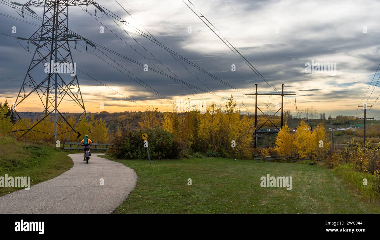 Returning home after work hi-res stock photography and images - Alamy