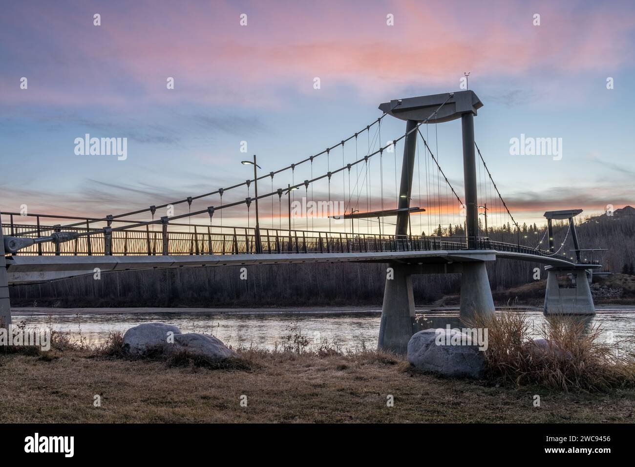 Fort edmonton footbridge hi-res stock photography and images - Alamy