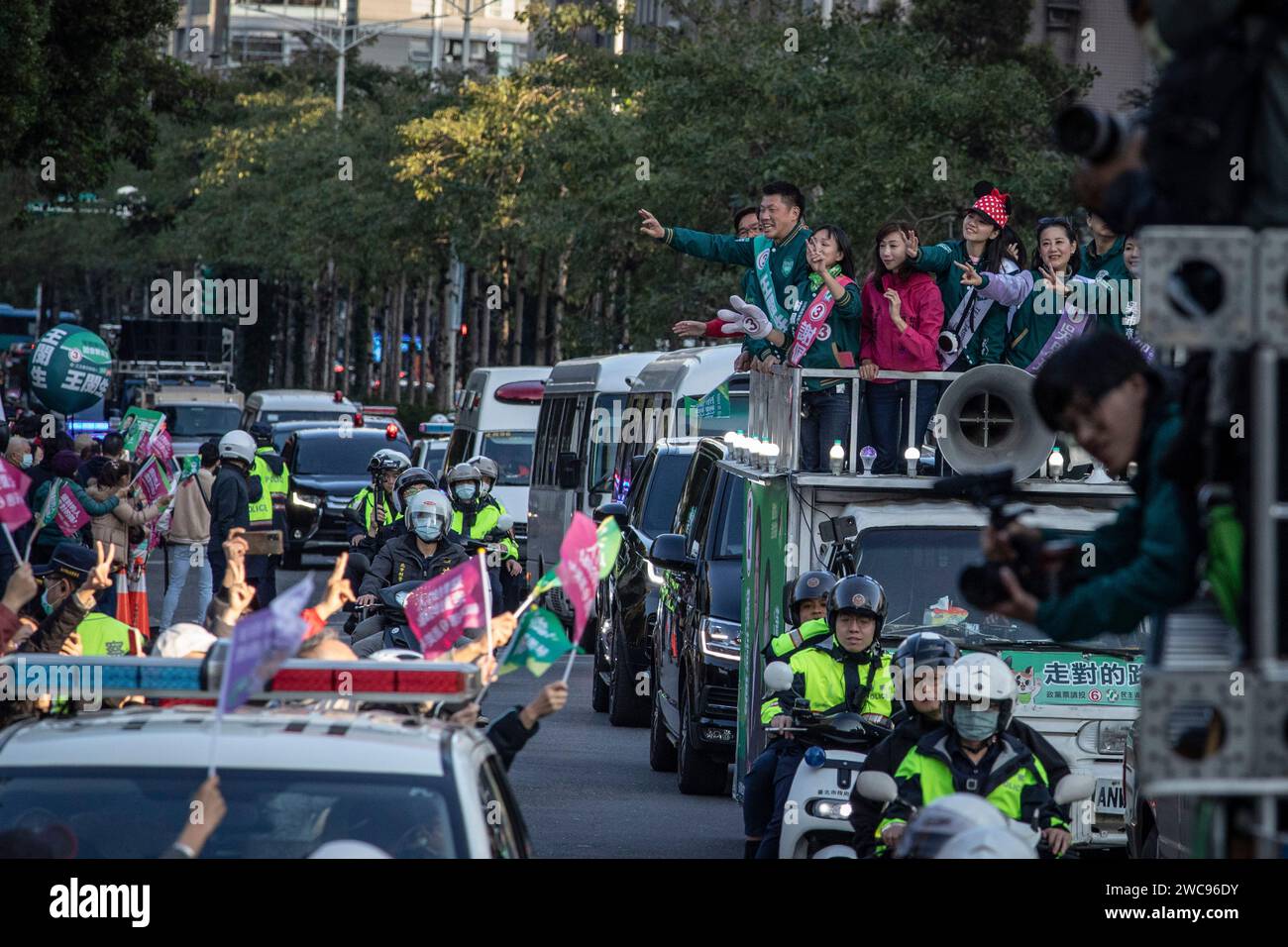 Taipei, Taiwan. 12th Jan, 2024. Supporters were showing their support ...