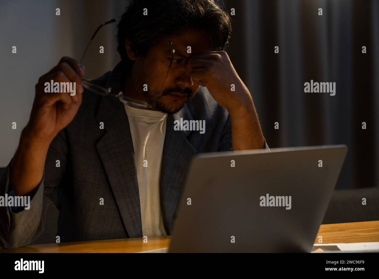 Work related problems hi-res stock photography and images - Alamy