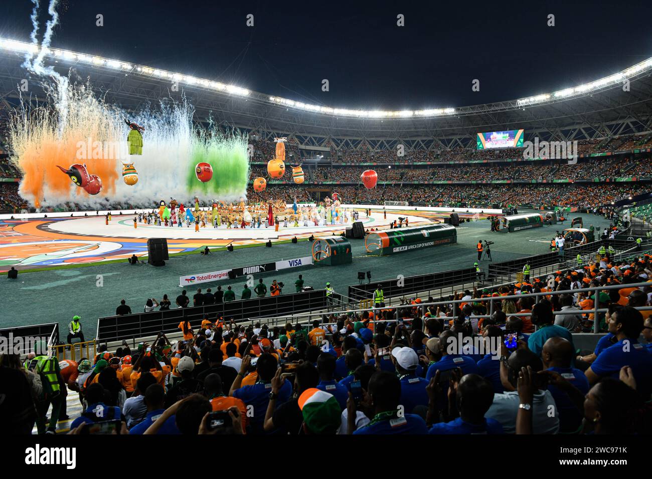 Abidjan, Cote d'Ivoire. 13th Jan, 2024. Spectators watch the opening ...