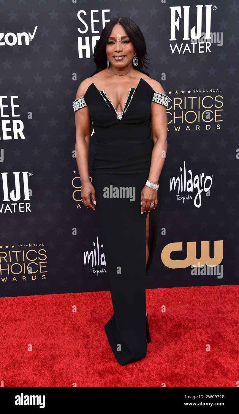 Santa Monica, USA. 14th Jan, 2024. Angela Bassett arriving at the 29th ...