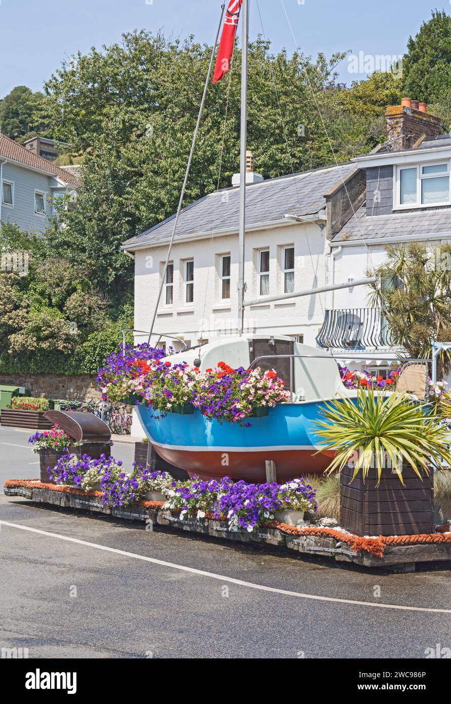 Ship channel islands hi-res stock photography and images - Alamy