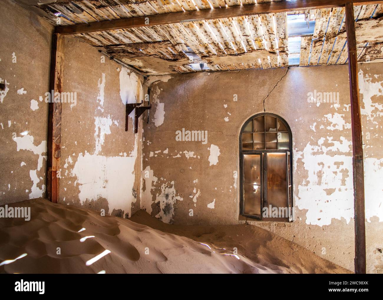 Kolmanskop Ghost Town Namibia Sand-Filled Buildings Former Diamand ...