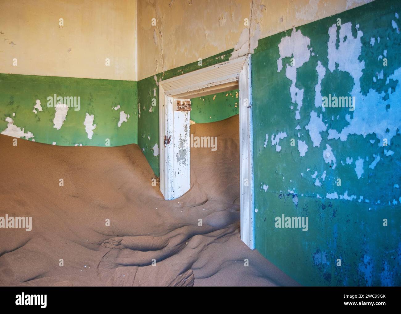 Kolmanskop Ghost Town Namibia Sand-Filled Buildings Former Diamand ...