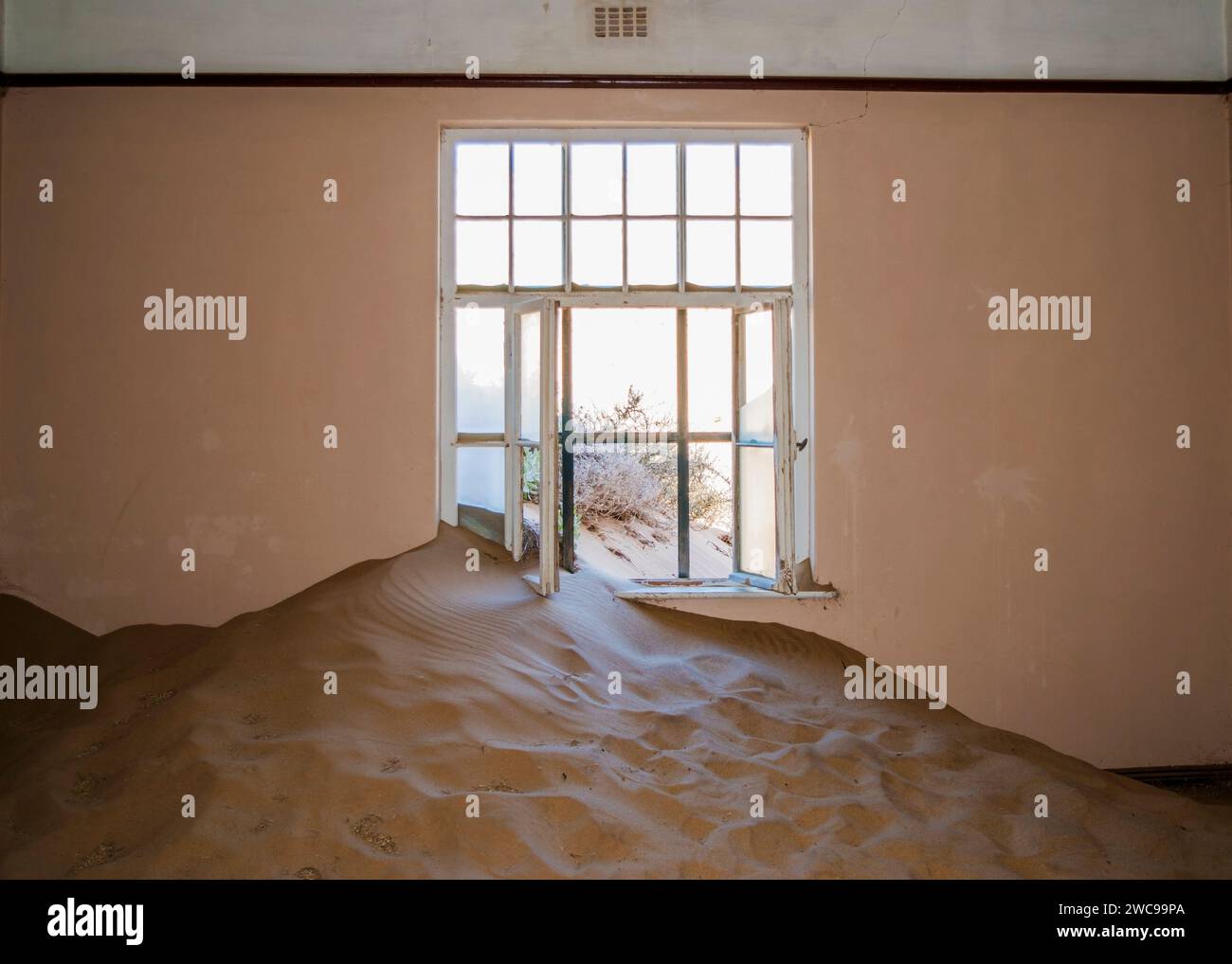 Kolmanskop Ghost Town Namibia Sand-Filled Buildings Former Diamand ...