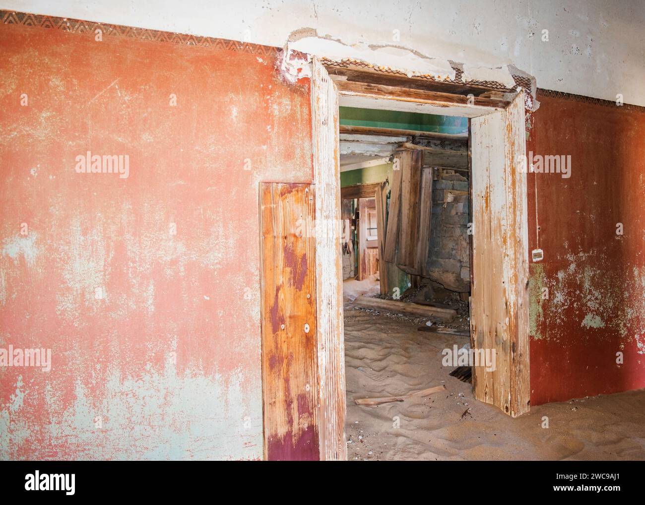 Kolmanskop Ghost Town Namibia Sand-Filled Buildings Former Diamand ...