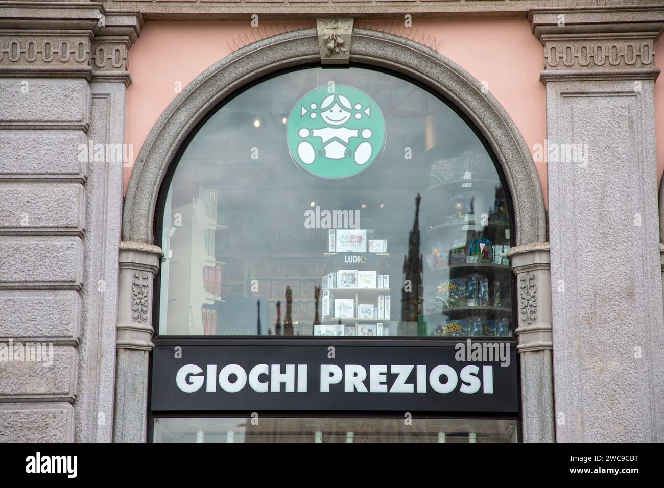 Milan , Italy - 01 12 2024 : Giochi preziosi store toys logo brand ...