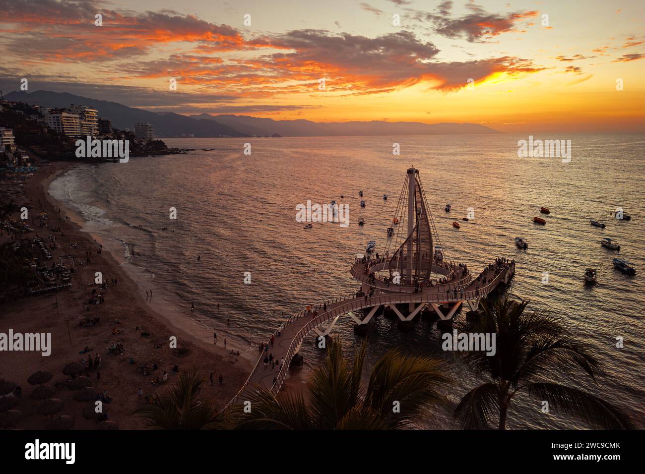 Aerial wide shot downtown los hi-res stock photography and images - Alamy