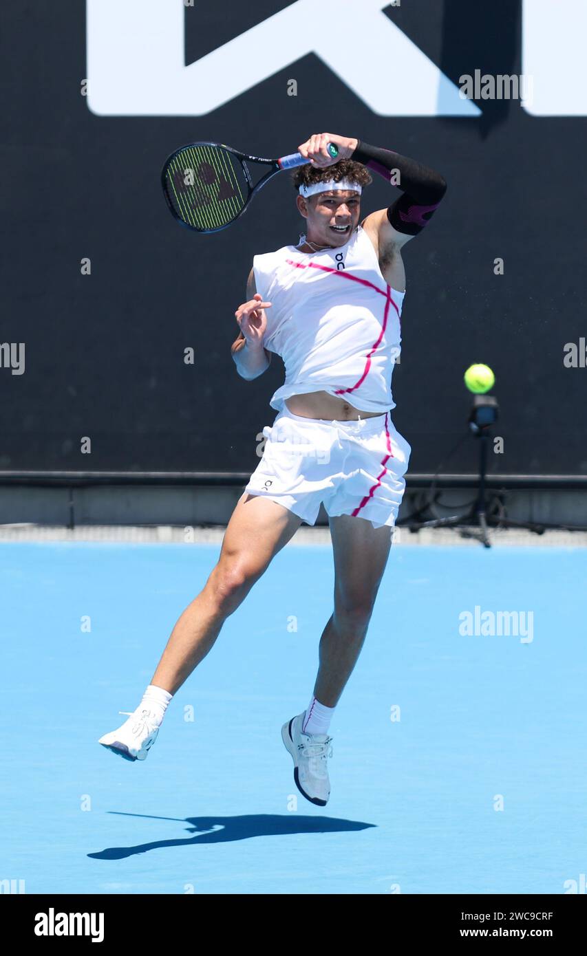 Melbourne, Australia. 15th Jan, 2024. Ben Shelton hits a return during the men's singles 1st ...