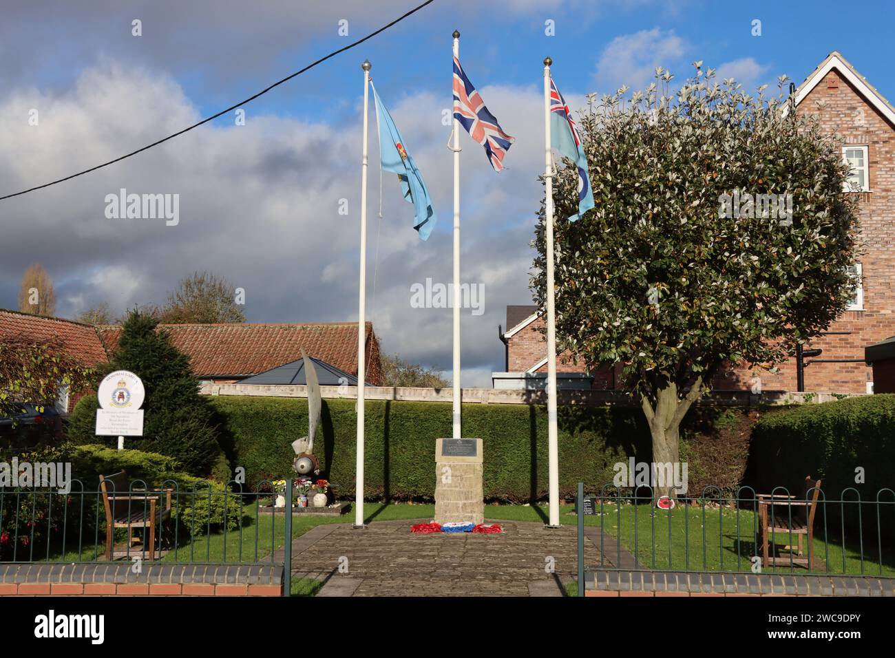 Near former second world war station hi-res stock photography and ...