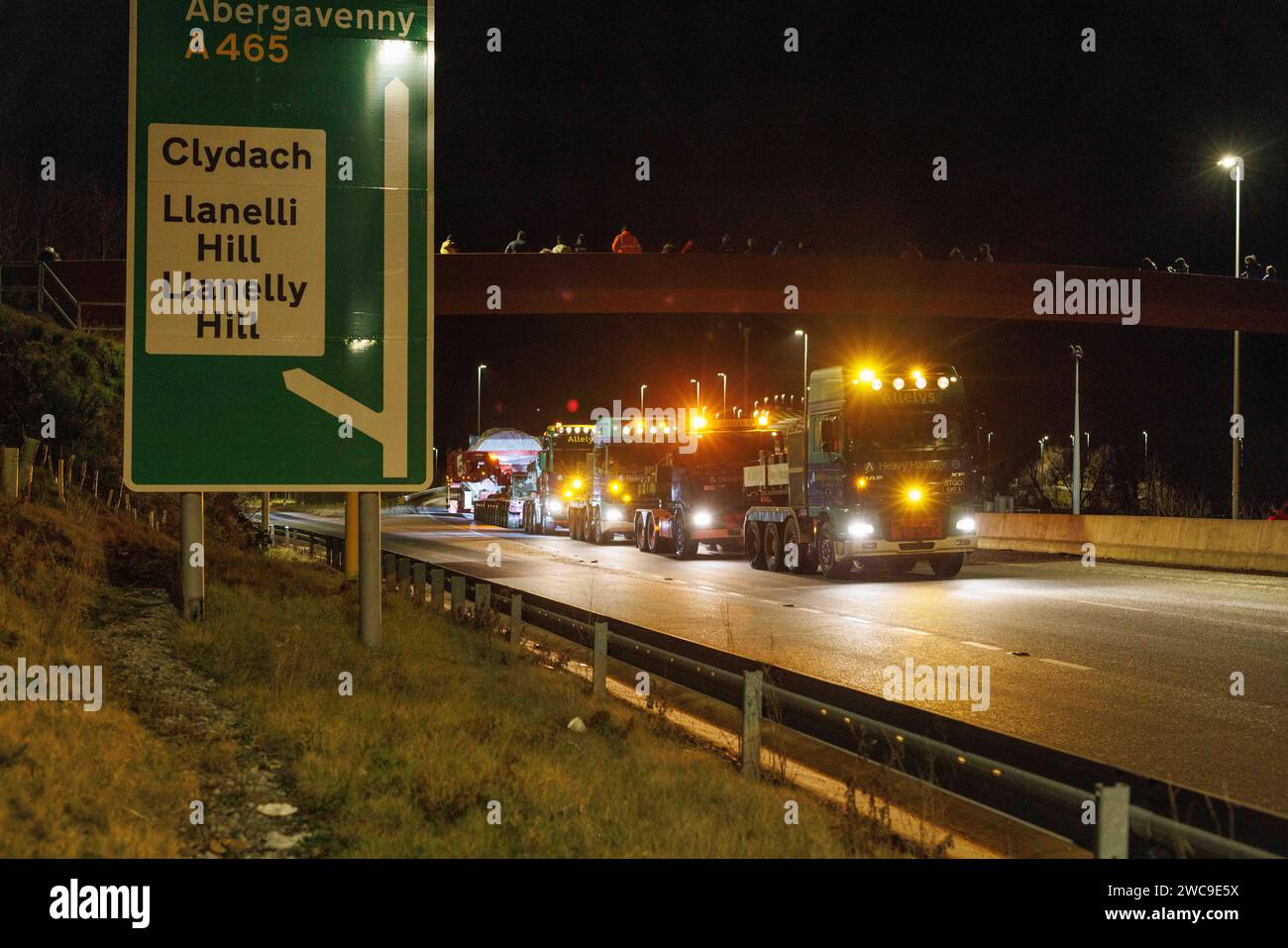 Hirwaun Power, Drax, transport a 700 ton Heavy goods vehicle along with ...