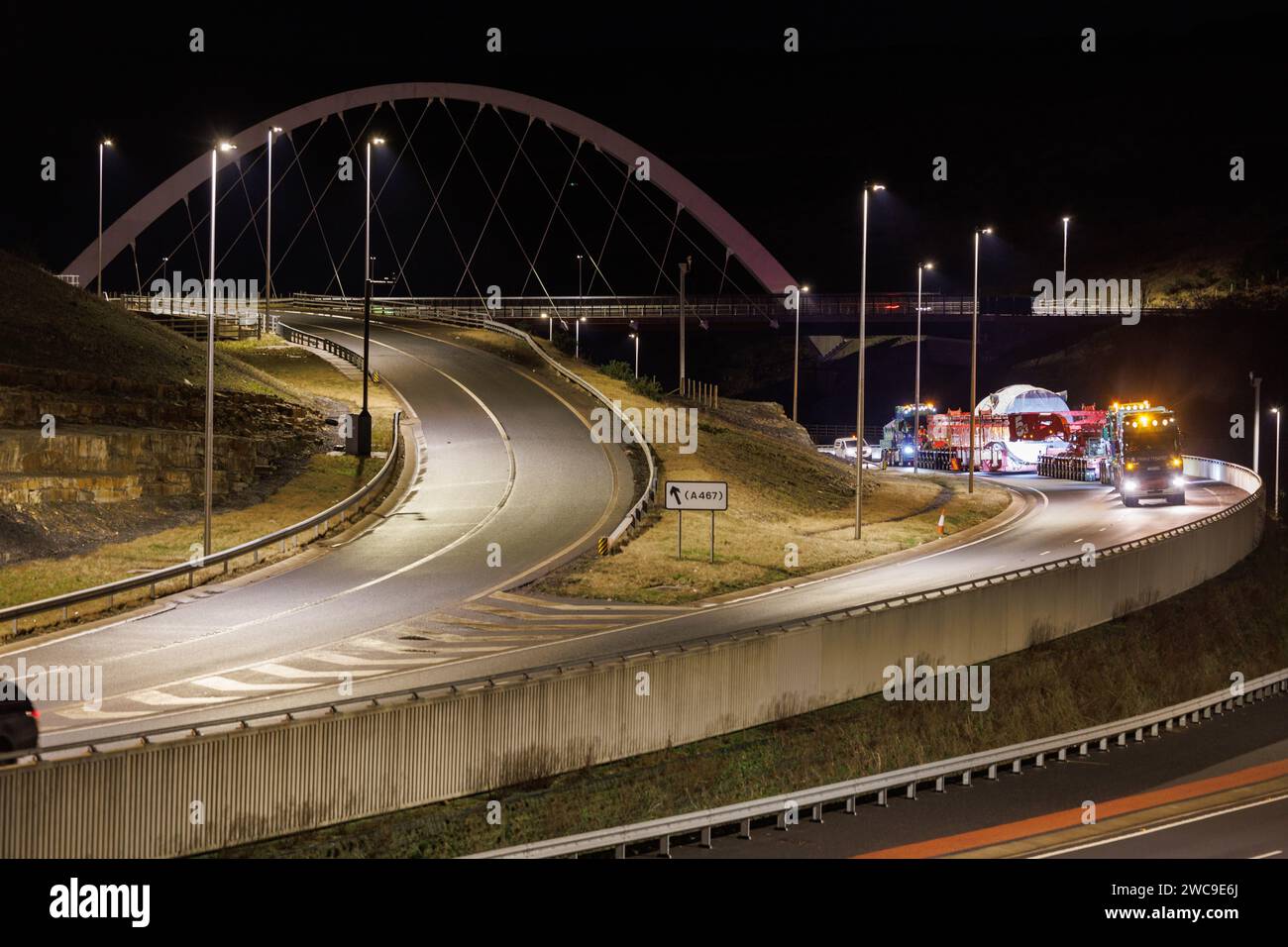 Hirwaun Power, Drax, transport a 700 ton Heavy goods vehicle along with ...