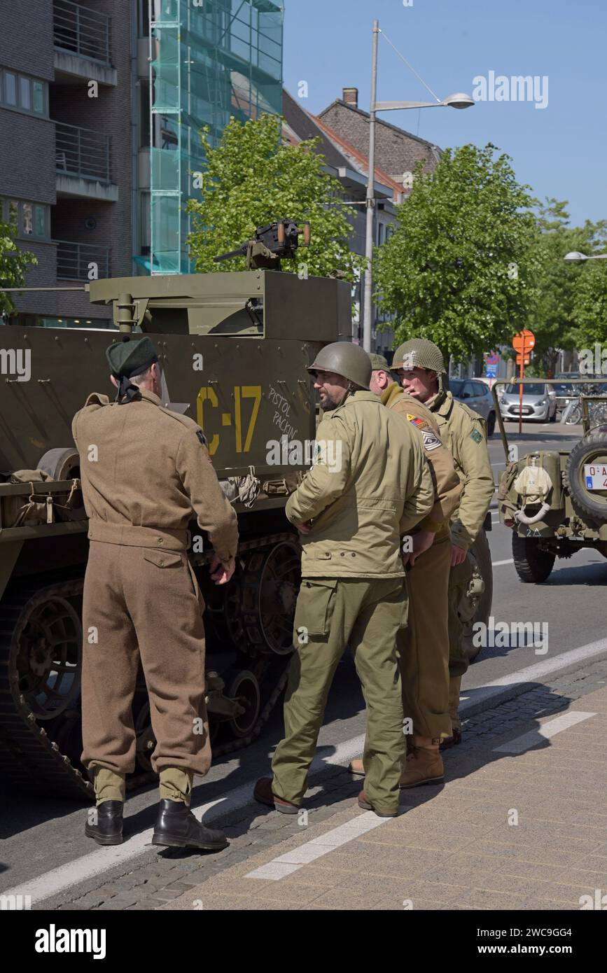 Reenactors of American Army forces from WW2 with vehicles at the ...