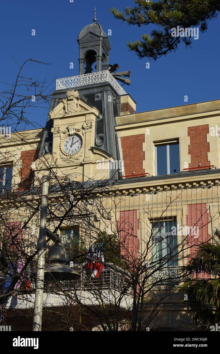 Architecture de la mairie hi-res stock photography and images - Alamy