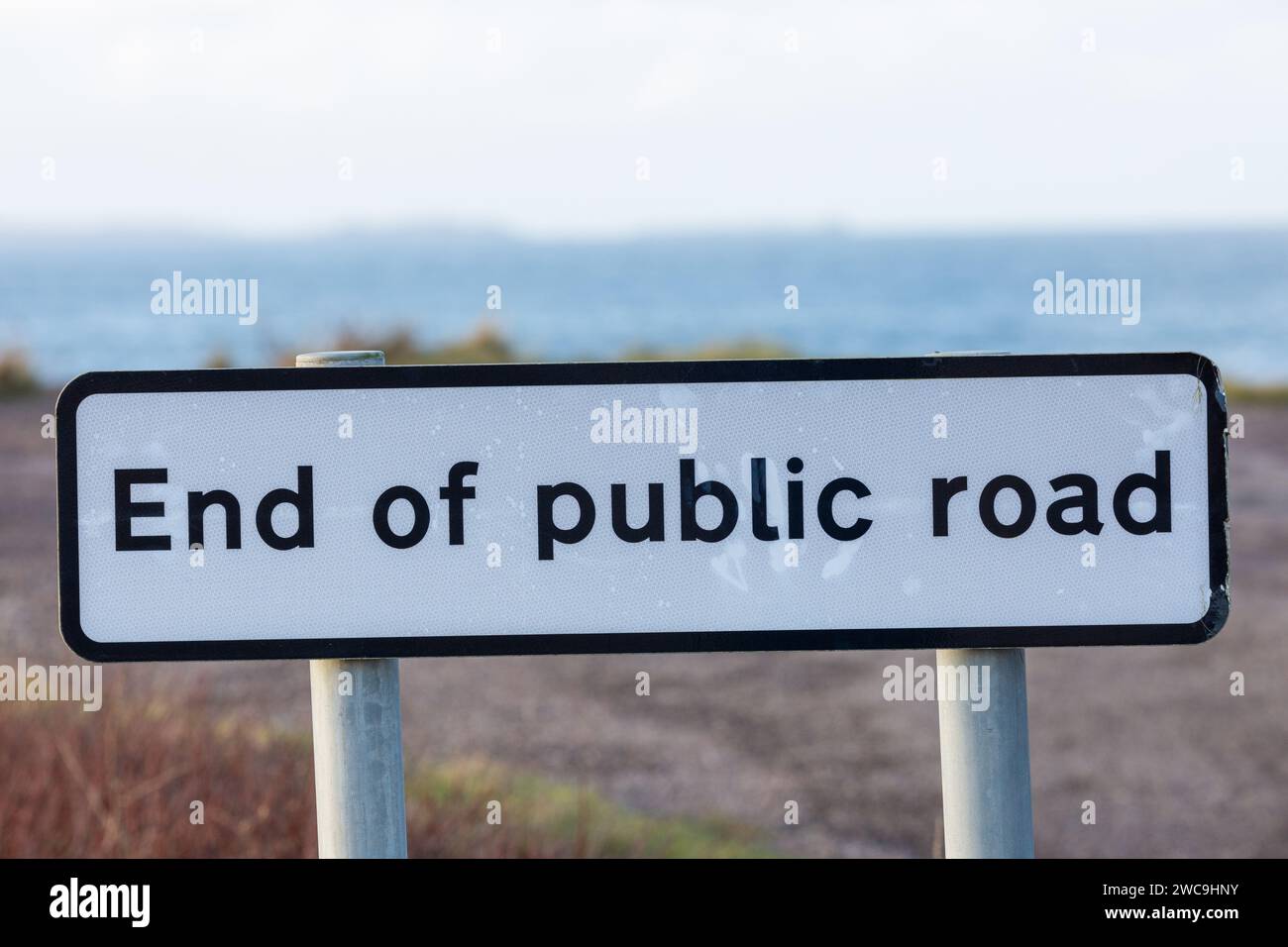 end of public road sign Stock Photo - Alamy