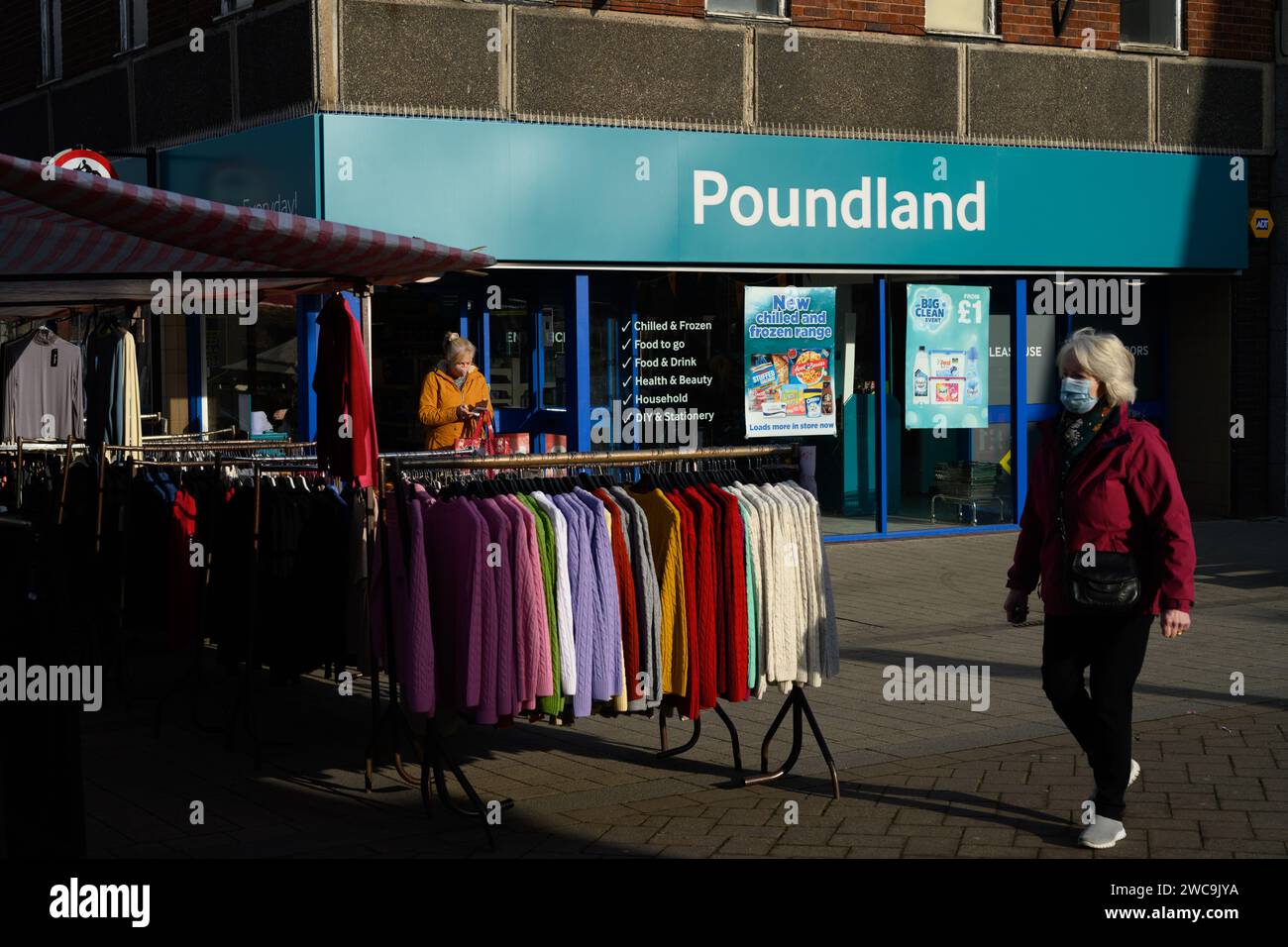 21st January 2022: Market day in Hucknall, Nottinghamshire. The town is ...