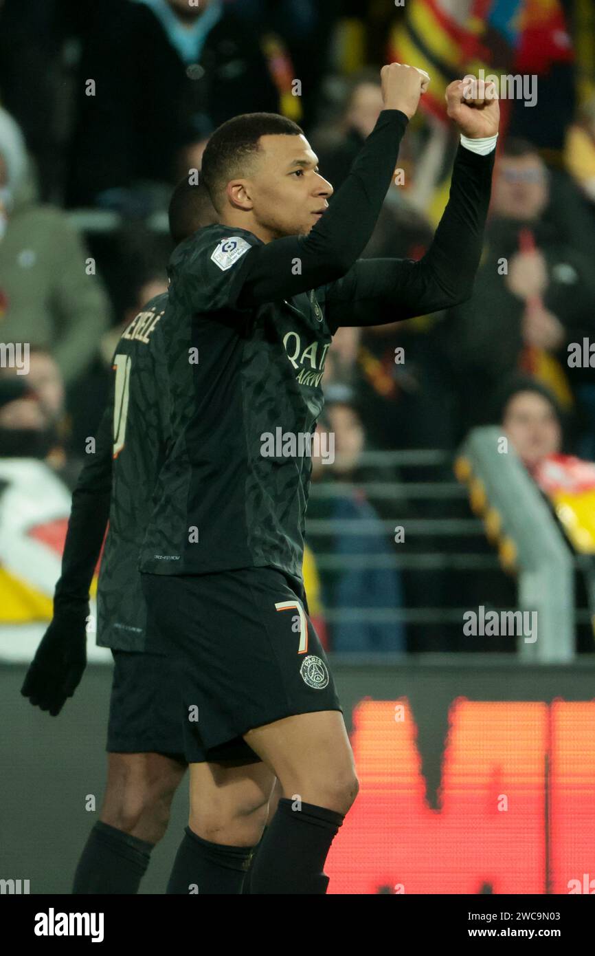 Mbappé goal psg 2024 hi-res stock photography and images - Alamy