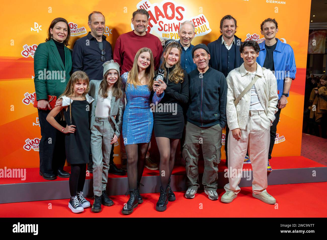 Barbara Romaner, Rona Regjepi, Anton Algrang, Cara Vondey, Lilit Serger ...