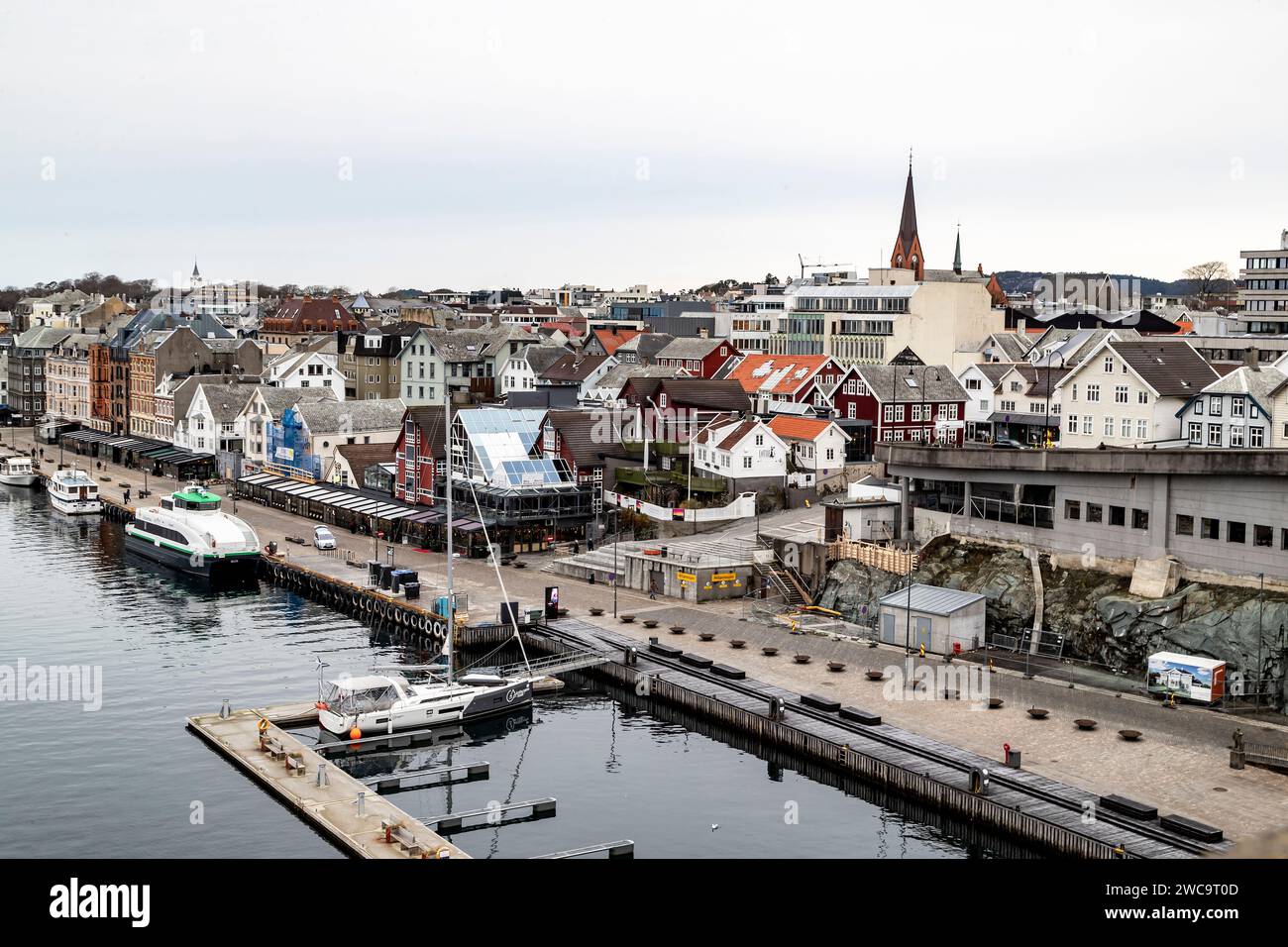 High viewpoint from Risøy broen (bridge) looking at the waterway and ...