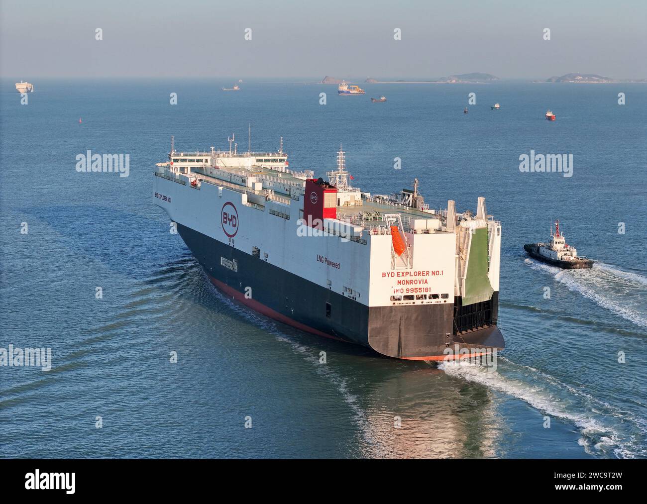 YANTAI, CHINA - JANUARY 10, 2024 - The "BYD Explorer No. 1" car carrier ...