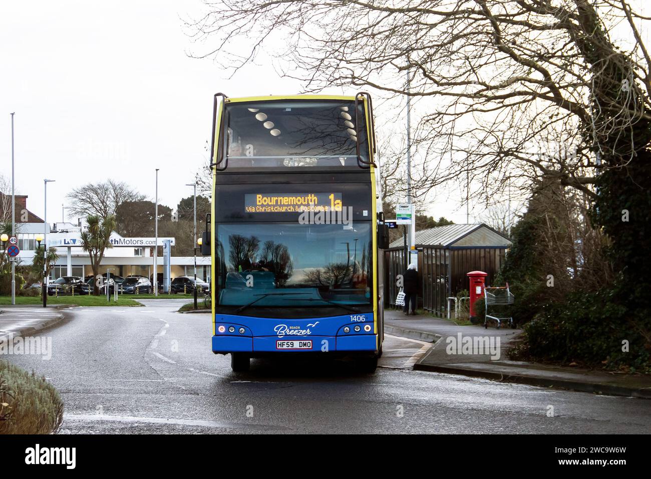 Christchurch to bournemouth bus routes hi-res stock photography and ...