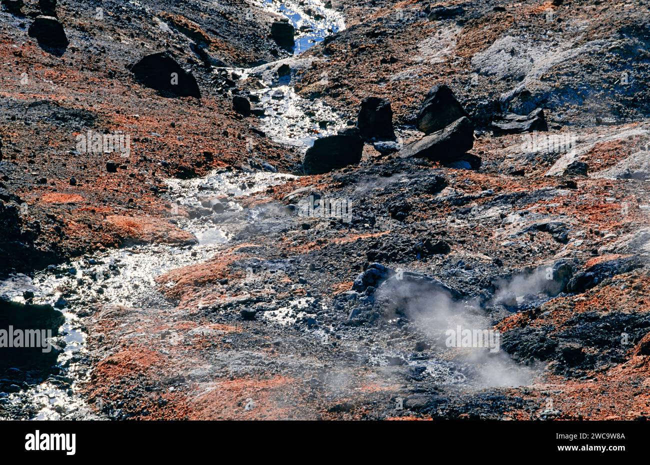 Natural volcanic thermal hot springs hi-res stock photography and ...