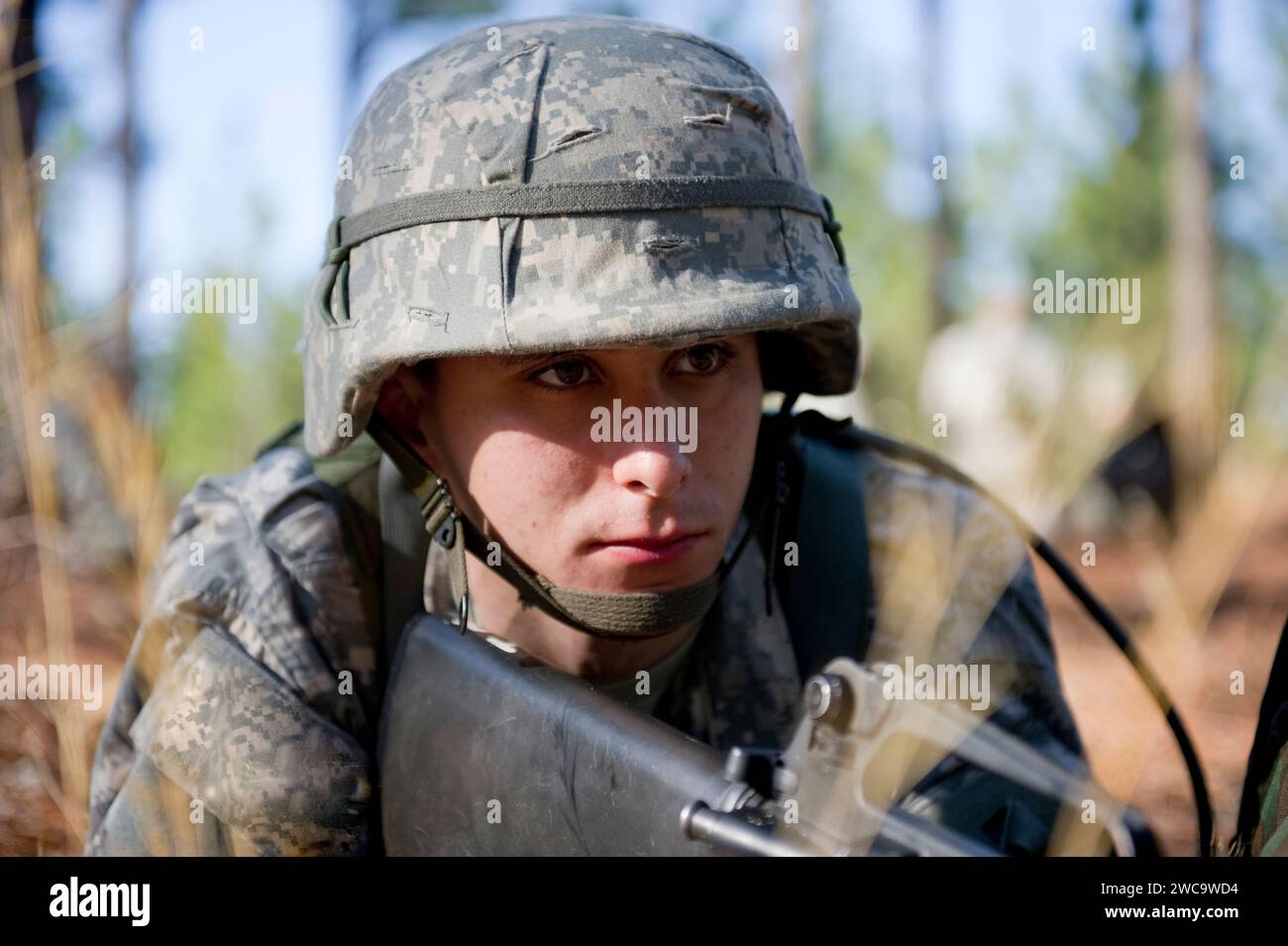 American soldier instructors hi-res stock photography and images - Alamy