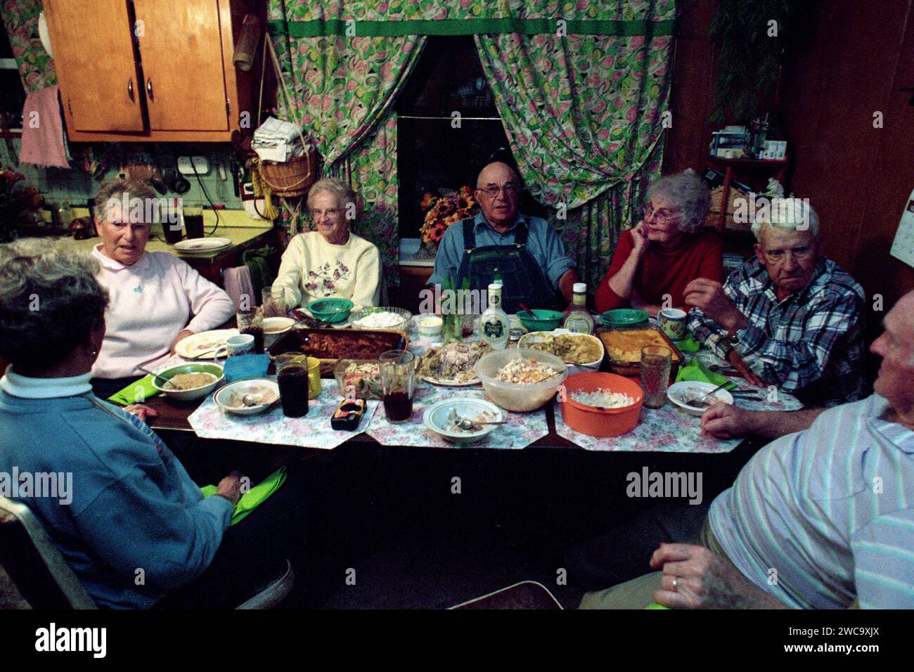Dinner america hi-res stock photography and images - Alamy